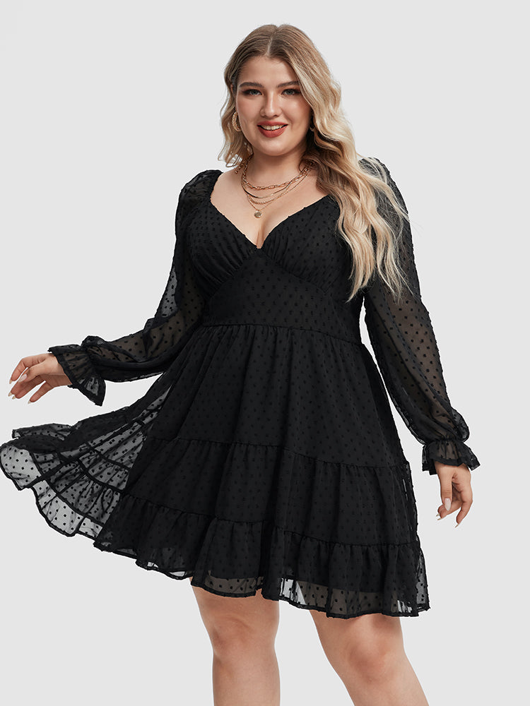 Curvesoul Plus Size Swiss Dot Ruffle Hem Dress |Black